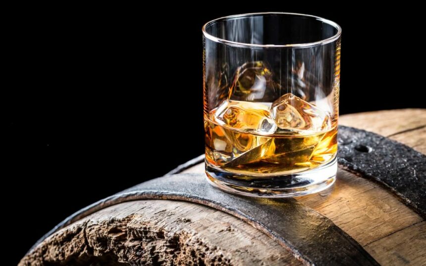 Black Ram Viski Fiyatı 2024: 100, 70'lik, 50'lik Fiyatları